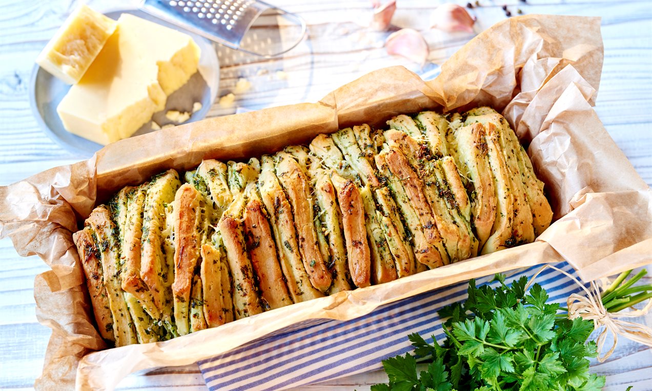 Ziołowy odrywany chlebek Przepis | Dr. Oetker